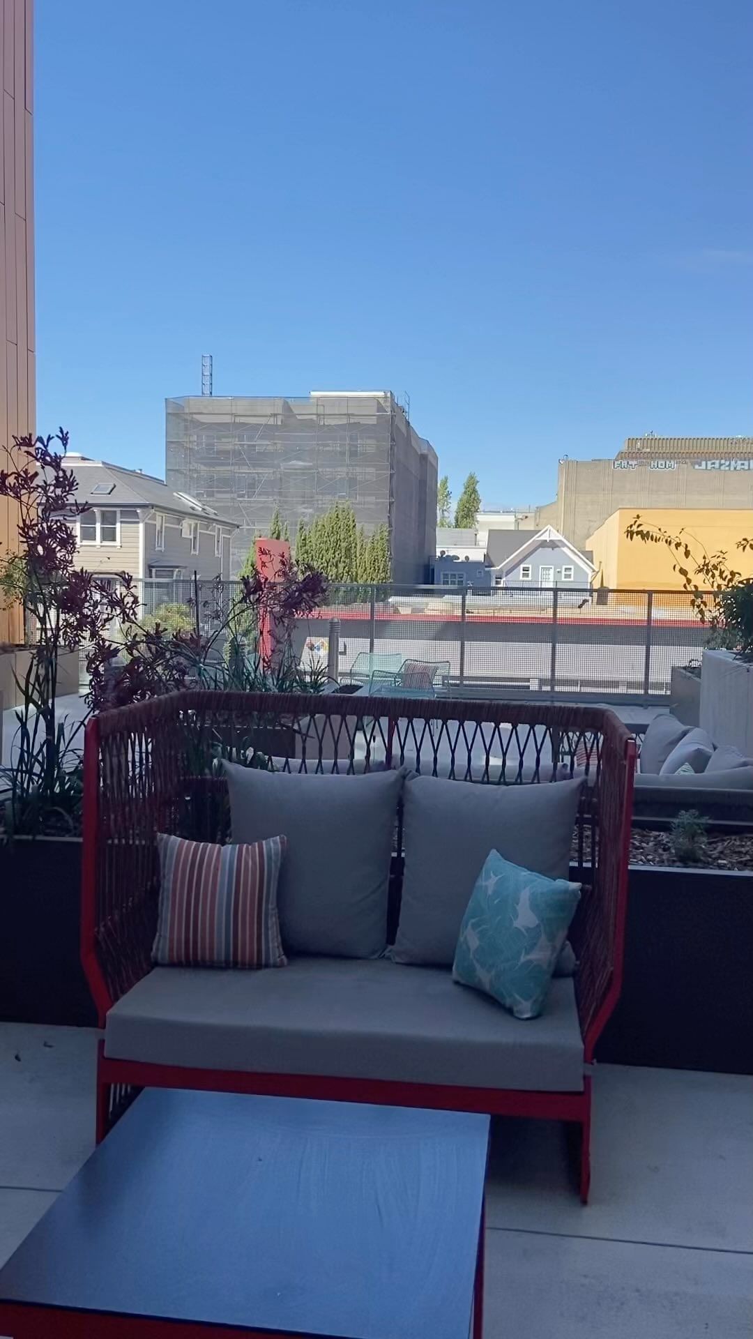 IDENTITY Logan Park | Berkeley, CA Student Apartments near UC Berkeley